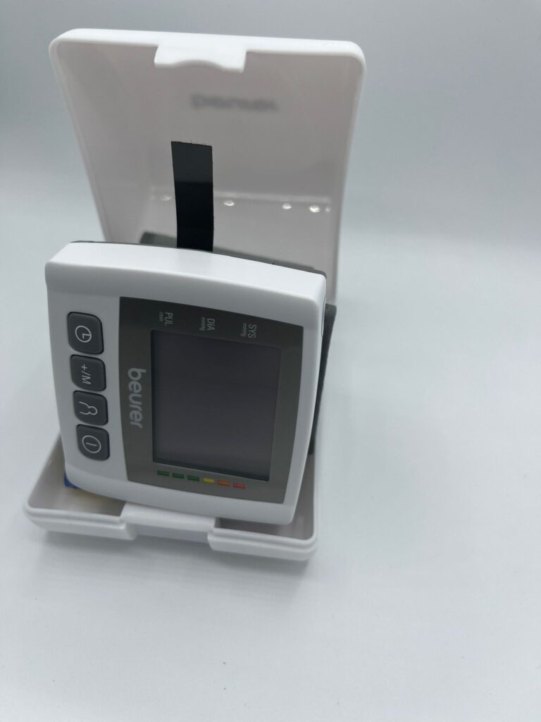 monitor de presion arterial de muñeca digital - Paramedic EMS servicio ...